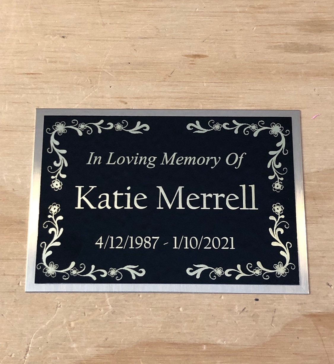 Custom Engraved In Loving Memory Of Name Plate Cremation Urn FLORAL BO ...